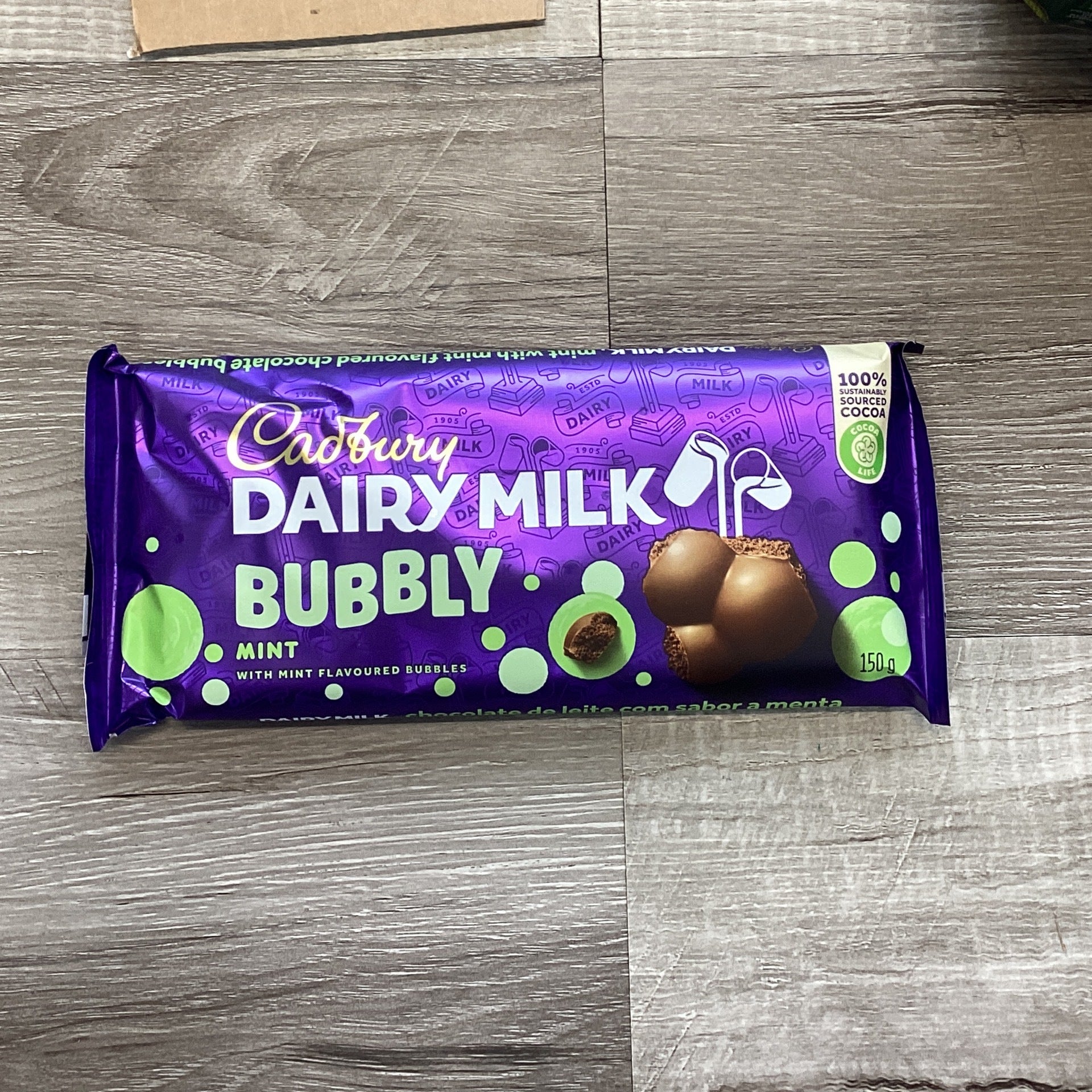 Cadbury Dairy Milk Bubbly Mint - 87g | THE SAFFA SHOP Cadbury Dairy Milk Bubbly Mint - 87g | THE SAFFA SHOP